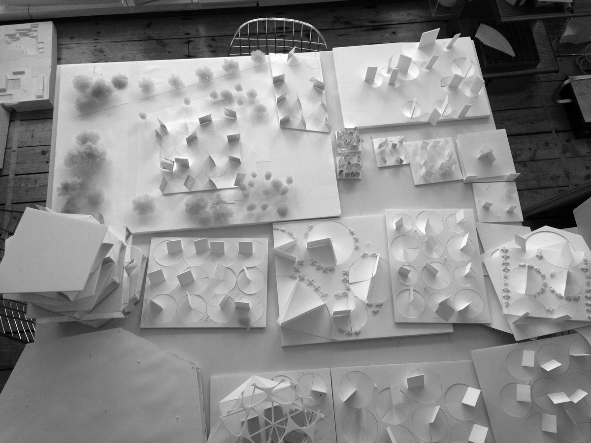 A Fluid Landscape ← Projects ← Gianni Botsford Architects